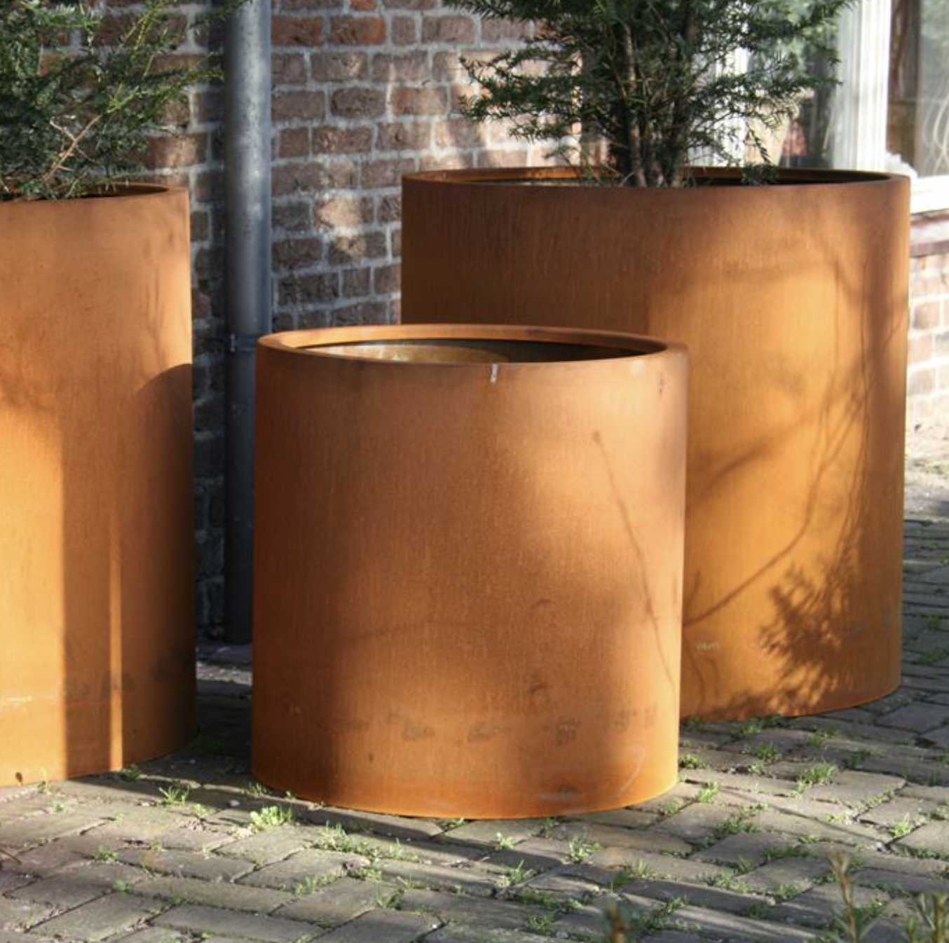 Adezz Circum Circular Corten Planter - Contemporary Planters